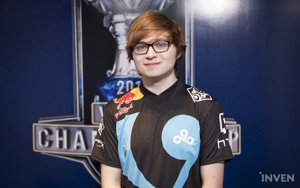 英雄聯盟世界賽》修正再出發！C9 Sneaky打贏將 | NOW電玩 | NOWnews今日新聞