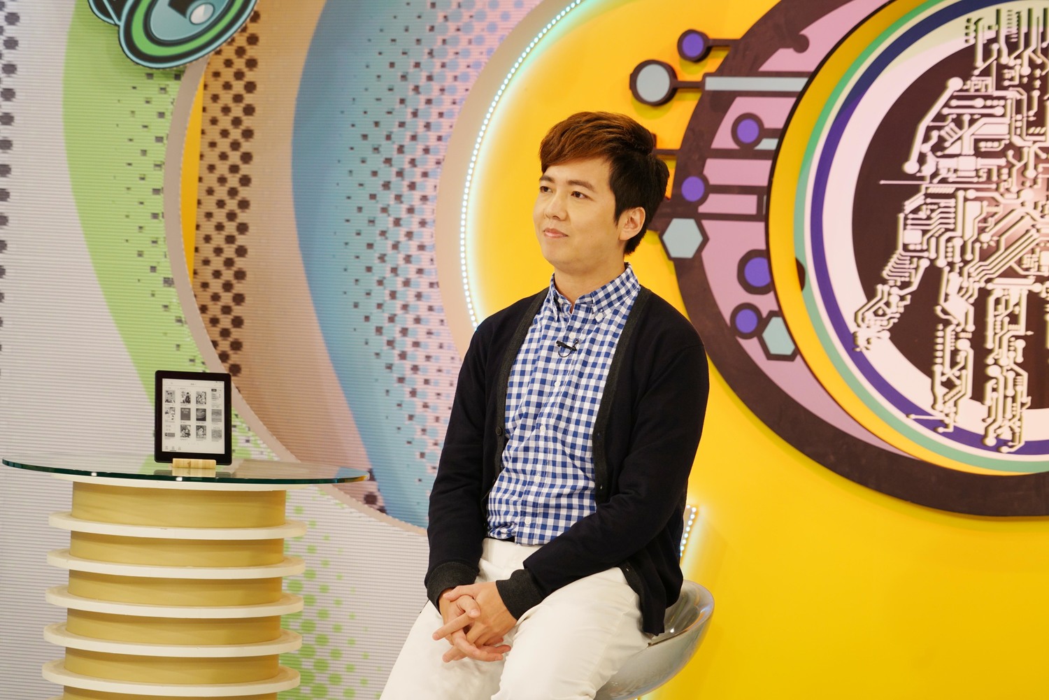 SoBaD《挨踢教室》大玩當紅VR遊戲 6tan化 | NOW電玩 | NOWnews今日新聞