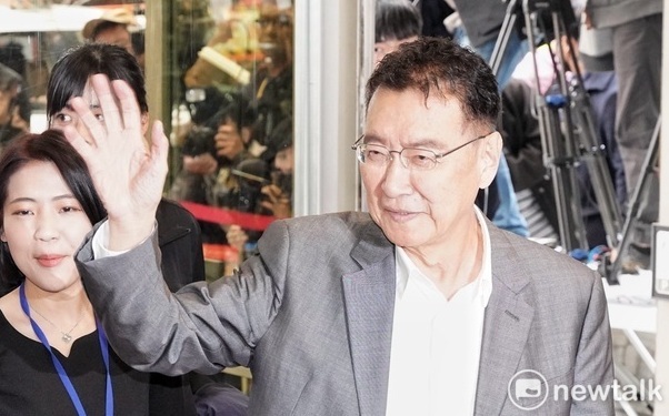 Zhao Shaokang renunció al presidente de China Broadcasting Corporation ...