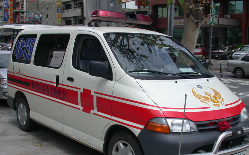 台中27歲警員休假騎重機摔車！疑腦部出血昏迷 | 社會 | Newtalk新聞