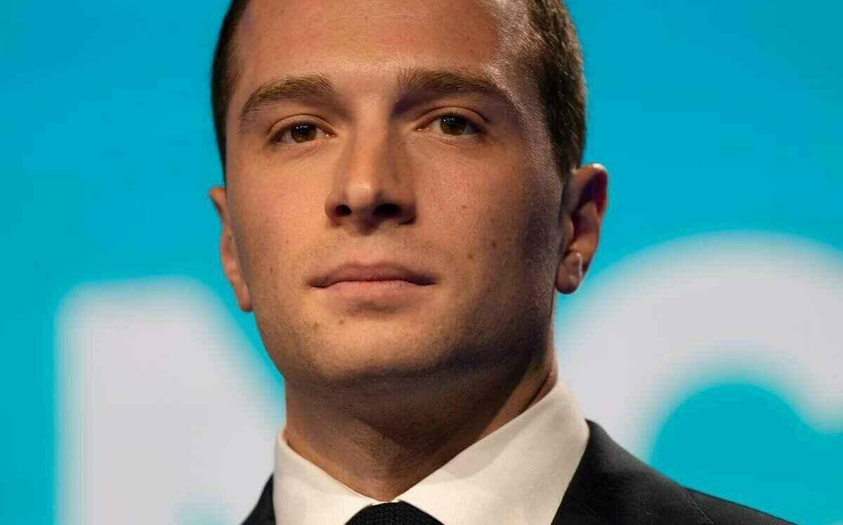 法國2027大選恐變天？極右翼來勢洶洶 30歲年輕領袖巴德拉領跑民調 | 國際 | Newtalk新聞