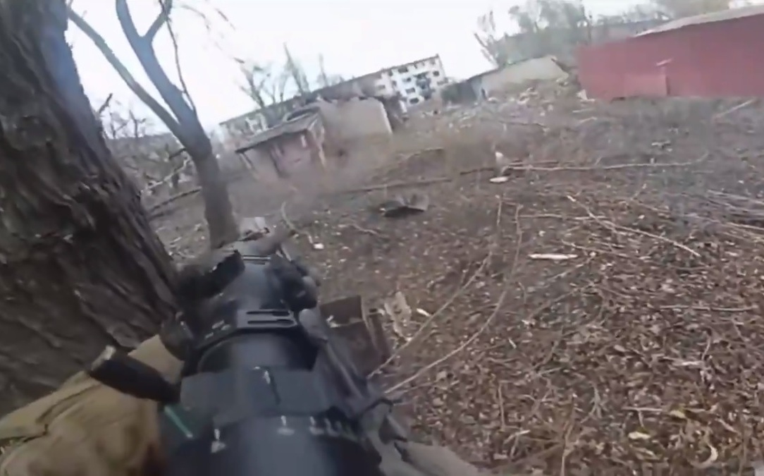 (影) 俄攻紅軍城月損1.5萬兵！ 23坦克、69裝甲車被毀 M2重機槍揚威 | 國際 | Newtalk新聞