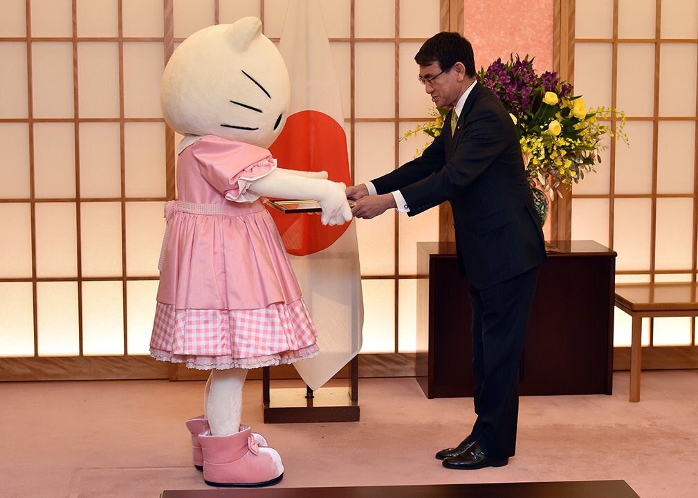 爭世博主辦權 日本Hello Kitty 皮卡丘大使出任務 | 國際 | Newtalk新聞