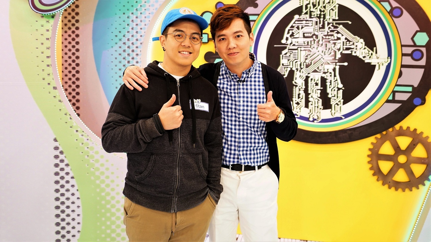 SoBaD《挨踢教室》大玩當紅VR遊戲 6tan化身帥氣神射手被拱秒買 | 電競 | Newtalk新聞