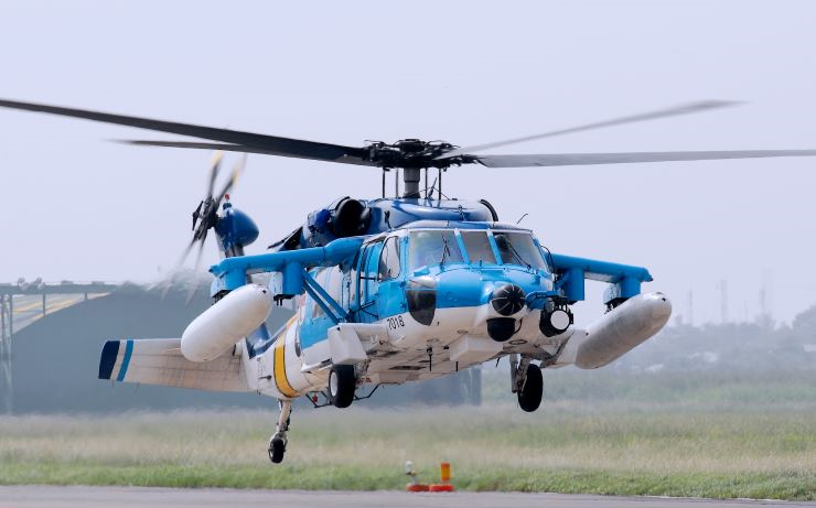 S-70C尾旋翼擦碰閒置崗亭 機損人無傷 | 社會 | Newtalk新聞