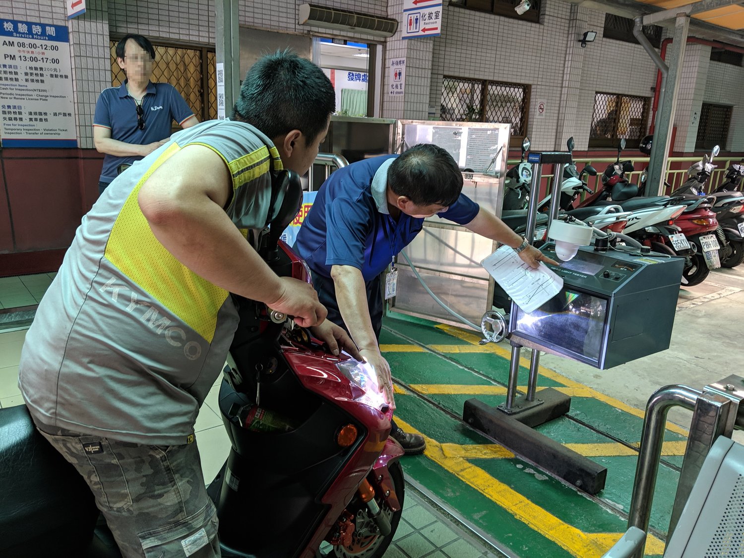 小心荷包失血 任意更改汽機車頭燈罰很重 | 生活 | Newtalk新聞