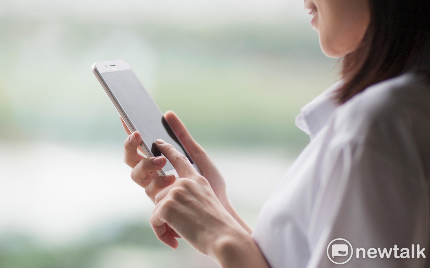 網友票選2020最糟手機設計！「多餘鏡頭」奪第一 | 科技 | Newtalk新聞