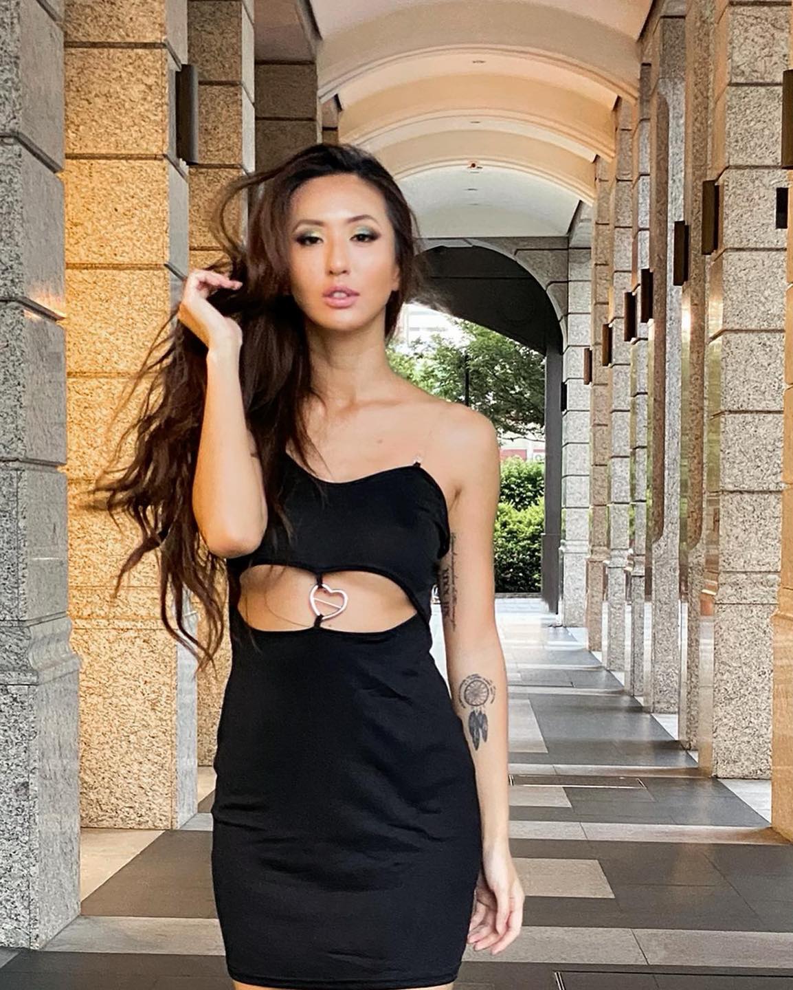 薔薔自爆1夜3千當援交妹？！親妹挖坑 無奈：不怪她 | 娛樂 | Newtalk新聞