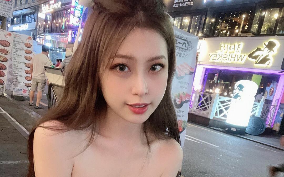 辣模Yumi.k小背心「肩帶斷」！用別針驚險固定：沒衣服換 | 網紅 | Newtalk新聞