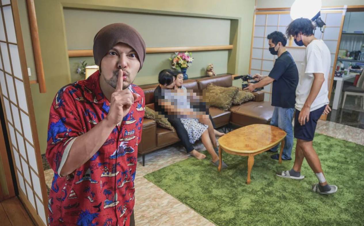 黃明志亂入AV拍攝現場！日本片商社長竟是台灣女生 網驚：根本AV女帝 | 網紅 | Newtalk新聞