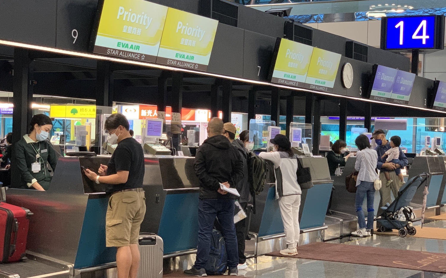 解封後多2.4萬人入境！觀光局：今年目標70萬人 年底可達標 | 生活 | Newtalk新聞