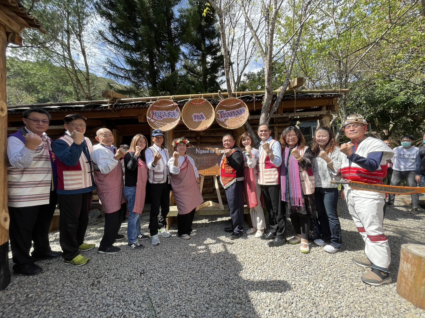 新北首座泰雅原民家屋落成 德拉楠實小打造微型部落 | 生活 | Newtalk新聞