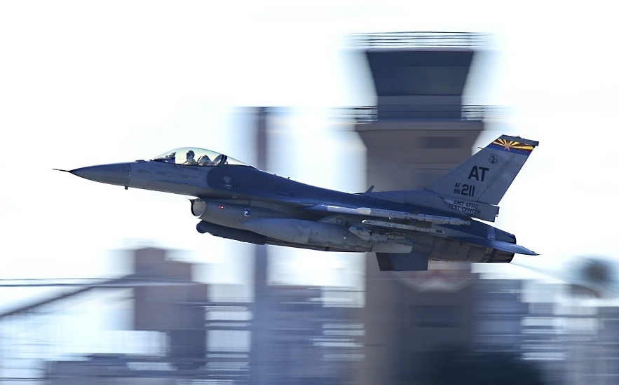 烏克蘭獲F-16有譜？美媒揭露至少2烏軍飛官赴美接受「早期評估」 | 國際 | Newtalk新聞