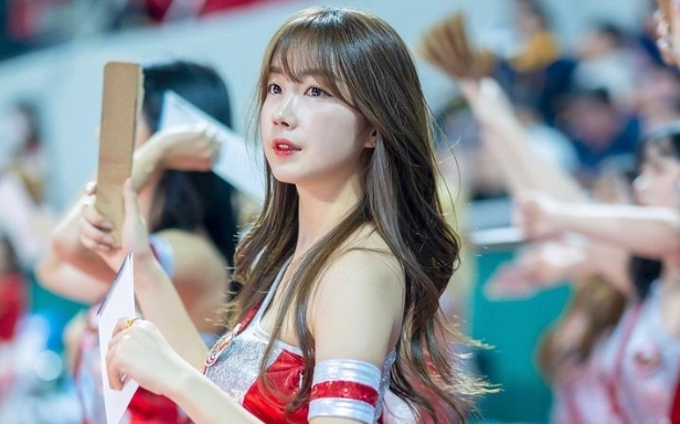 韓職「國民女神」安芝儇宣布退出樂天巨人！網暴動：拜託來台灣 | 網紅 | Newtalk新聞