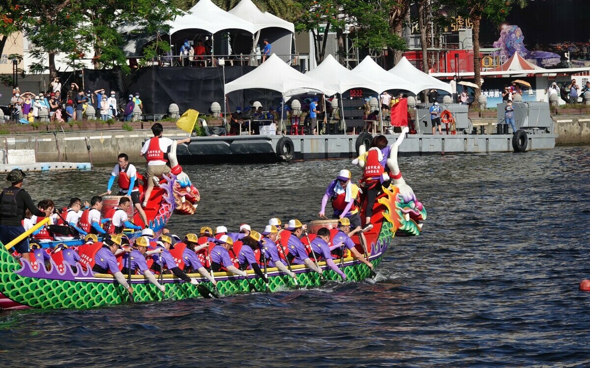 高市府會龍舟PK大戰市府勝出 以行動共推水域運動發展 | 政治 | Newtalk新聞