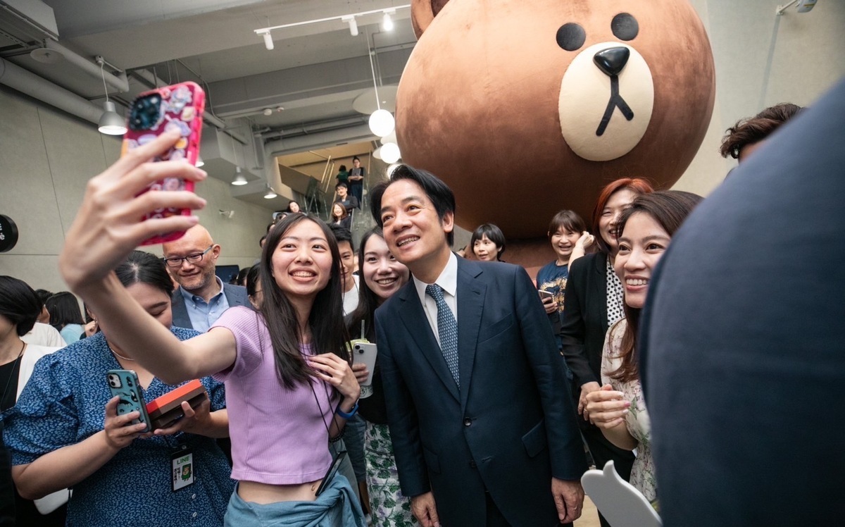 AI賴清德投票青年造型暫領先 粉絲：居然有耳環 | 政治 | Newtalk新聞