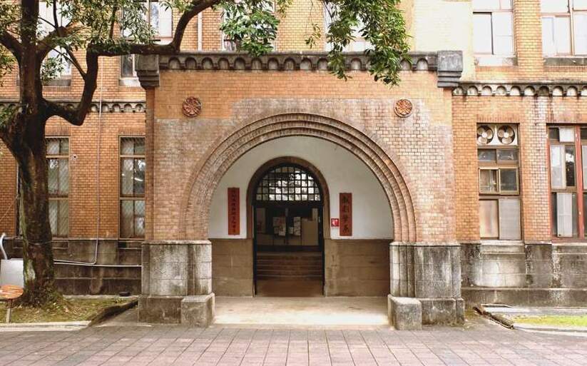 缺乏文物意識？台大一號館遭檢舉 擅自修理破壞保護性文物 | 社會 | Newtalk新聞