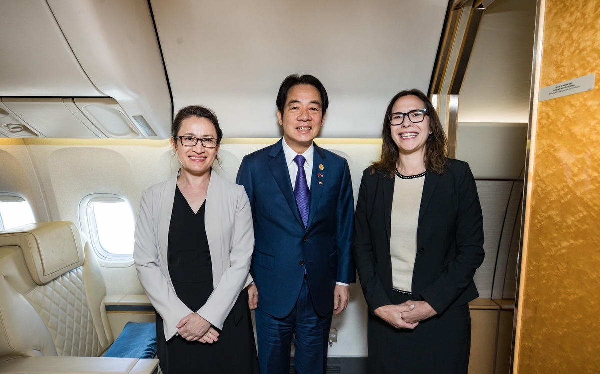 賴清德過境舊金山 AIT主席羅森柏格、蕭美琴登機迎接 賴：格外溫暖 | 政治 | Newtalk新聞