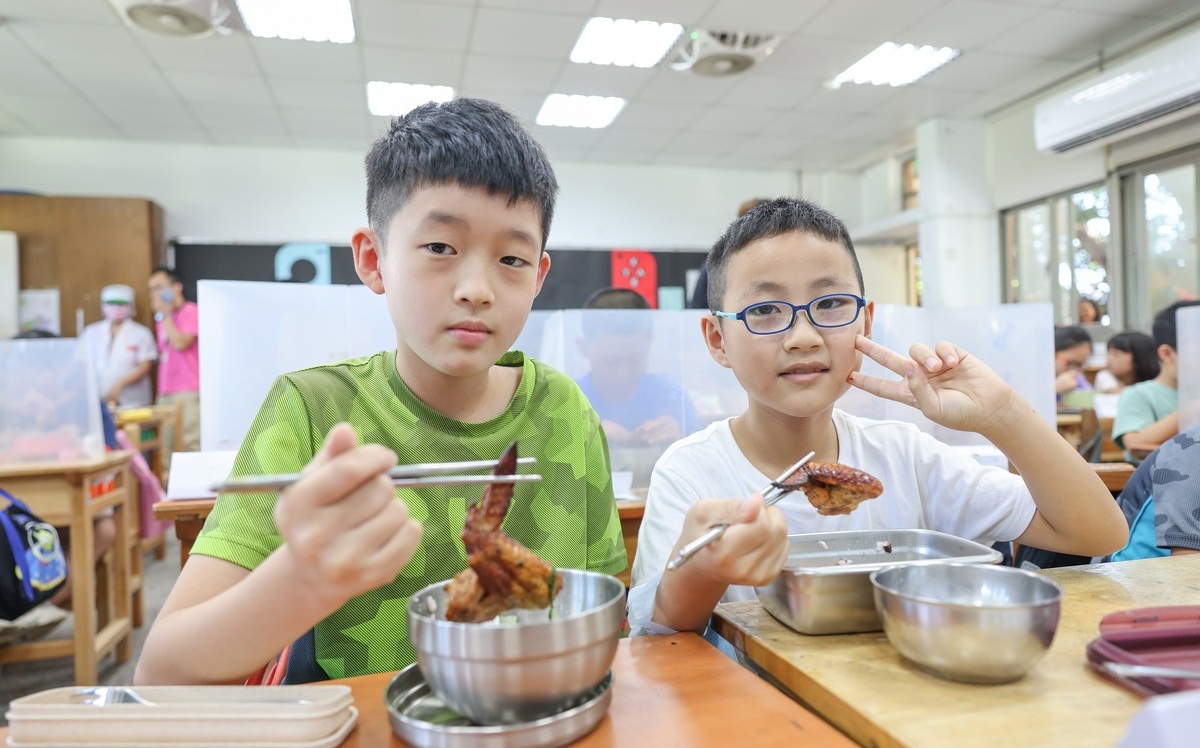 開學日加菜！ 桃市免費營養午餐本學期起調高3元補助 | 生活 | Newtalk新聞