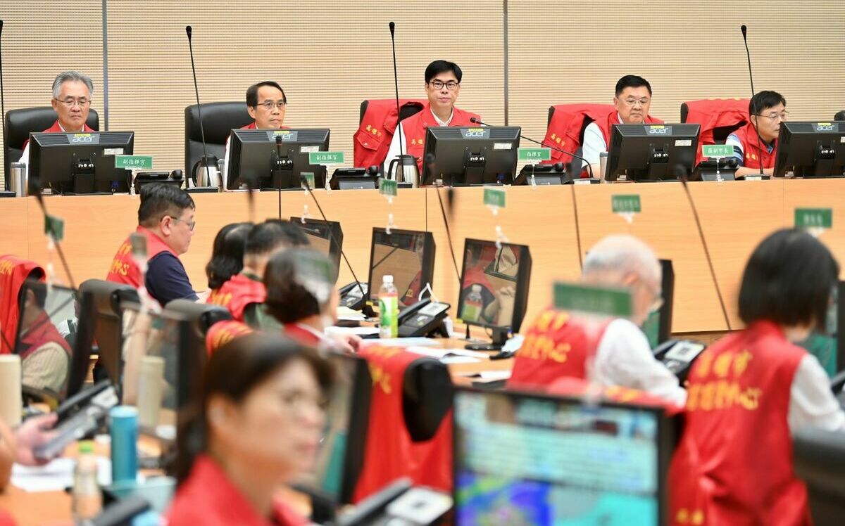 海葵入夜風雨漸強 陳其邁：相關單位隨時整備待命 | 政治 | Newtalk新聞