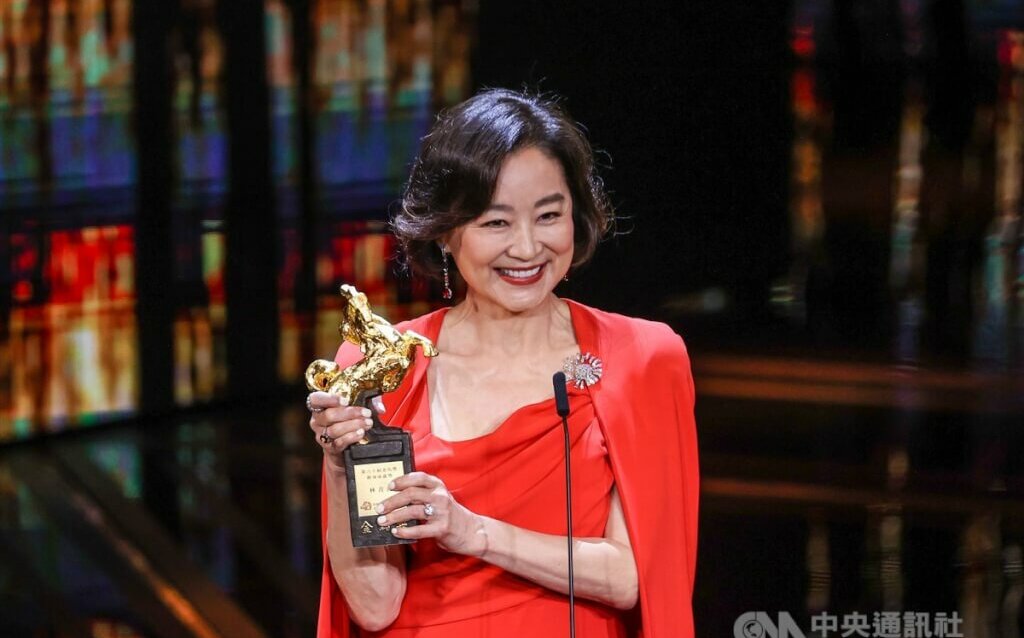 Brigitte Lin recibió el premio Golden Horse Lifetime Achievement Award ...