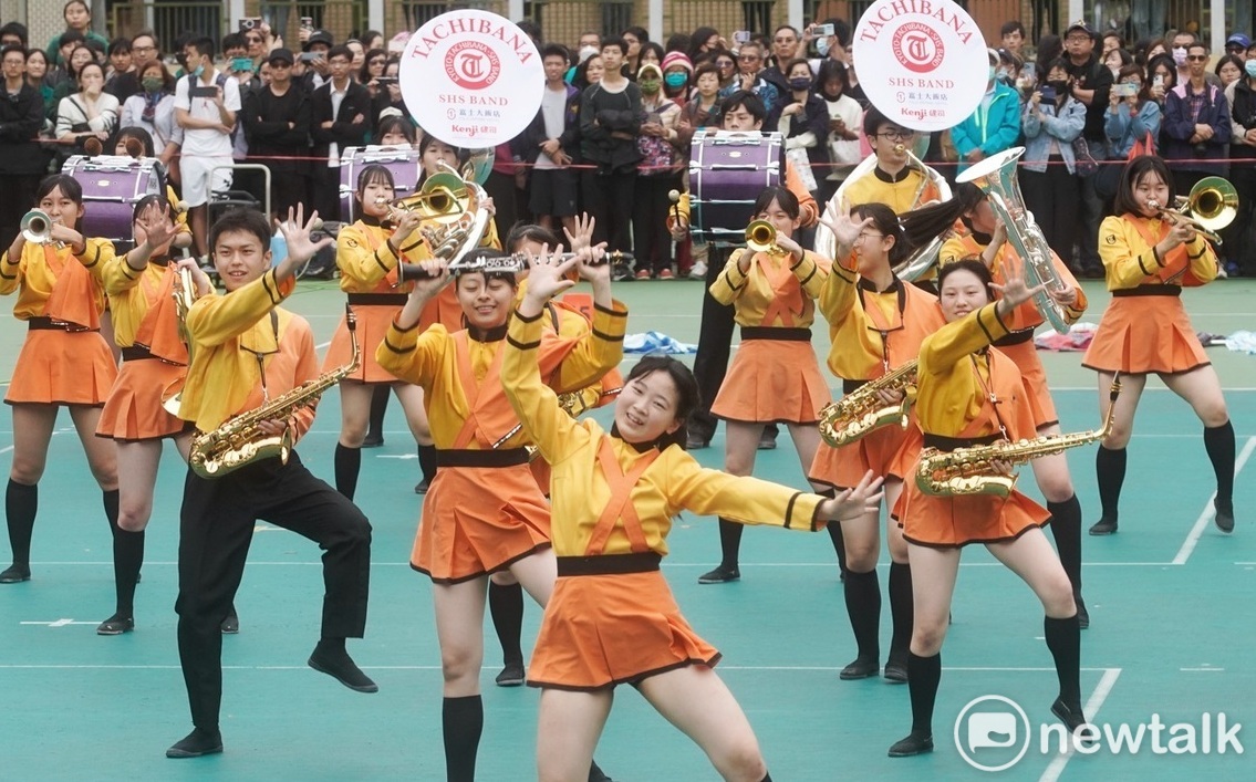 現場直擊》北一女120週年校慶！京都橘高校吹奏部與北一女樂儀隊合體演出 觀眾大呼過癮 | 生活 | Newtalk新聞