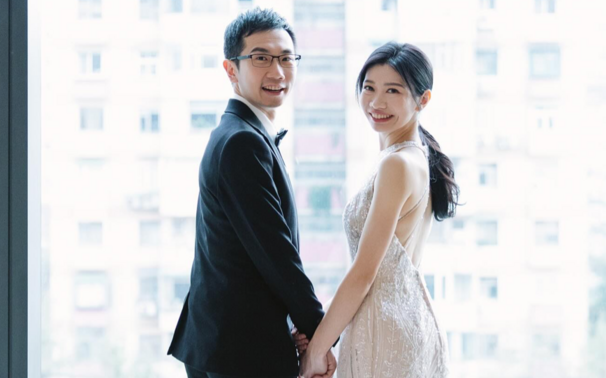 81萬YTR「蒼藍鴿」結婚了！甜蜜婚紗照曝光 網讚：郎才女貌 | 網紅 | Newtalk新聞