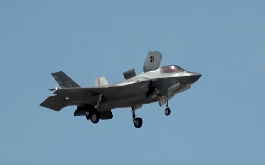 (影) 首次完整曝光! F35-B垂直起降過程全都錄 王牌飛行員秀SOP | 國際 | Newtalk新聞