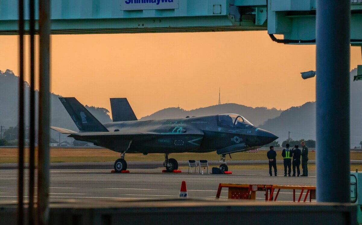 一日三起！美軍機緊急降落 高知龍馬1架F-35、長野松本2架MV-22 | 國際 | Newtalk新聞