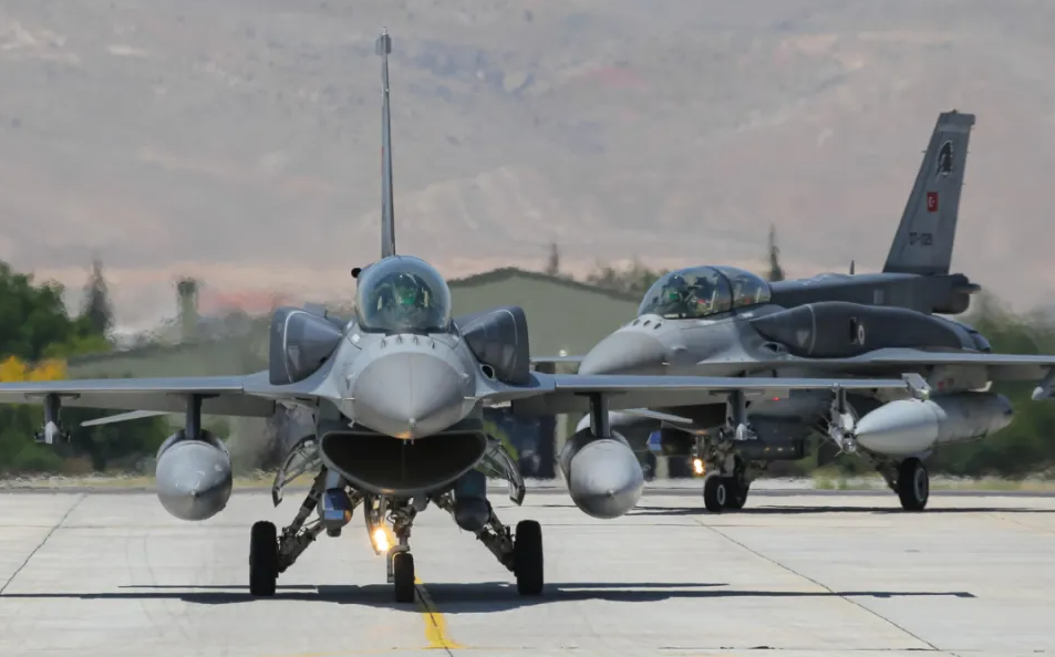 對美政策轉向? 與台灣同款 越南破天荒購24架F-16V 俄式戰機全面被拋棄 | 國際 | Newtalk新聞