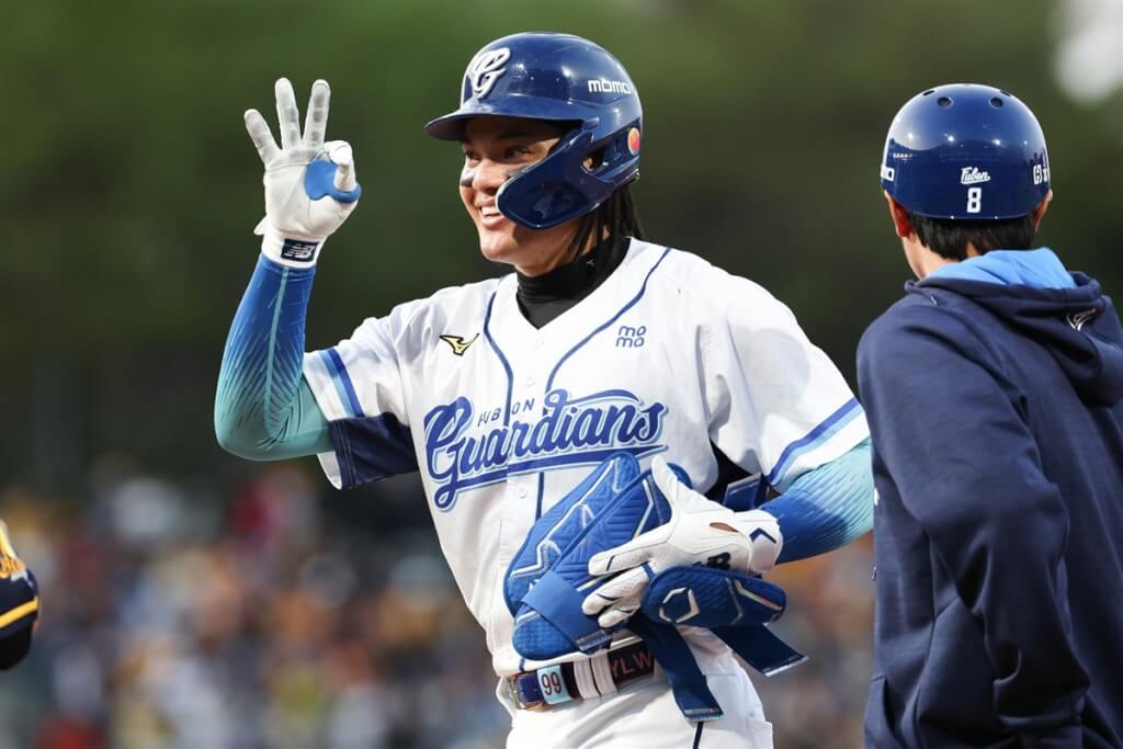 張育成復健新進度將室內練打 強調要保持微笑 | 體育 | Newtalk新聞