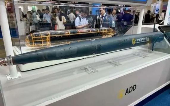 南韓展示新型超空泡魚雷! 模擬圖擊沉「052D」 中專家警告：不能掉以輕心 | Newtalk討論區