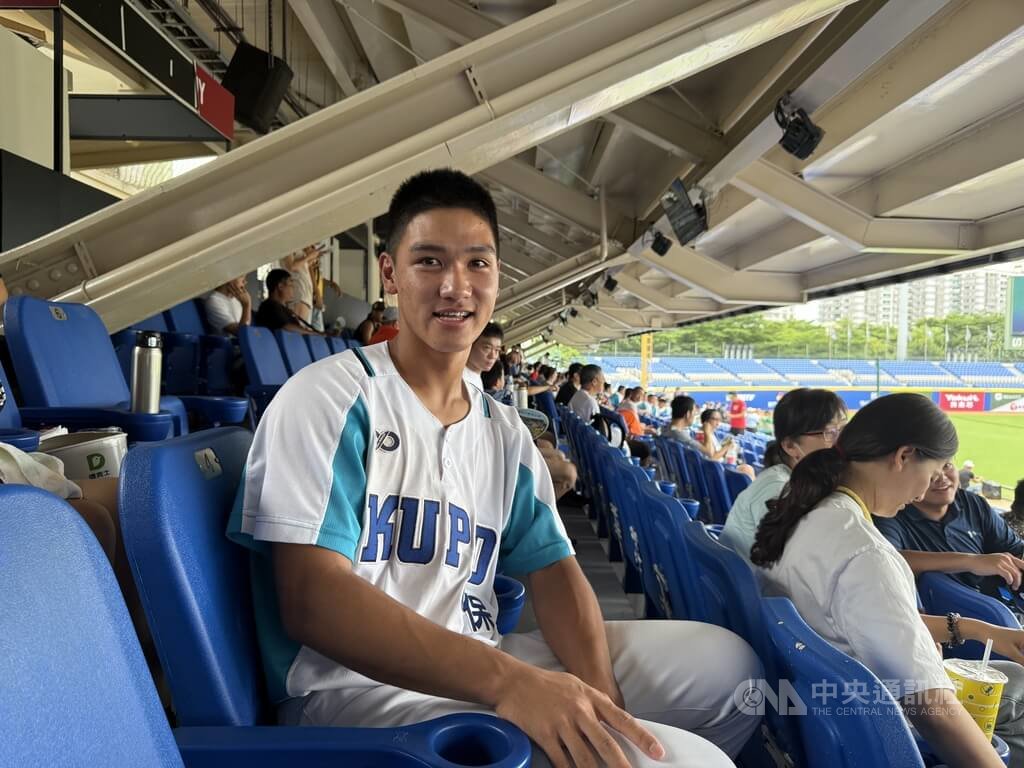 劉承佑訓練關節活動度增臂力 雖愛悍將選秀順其自然 | 體育 | Newtalk新聞