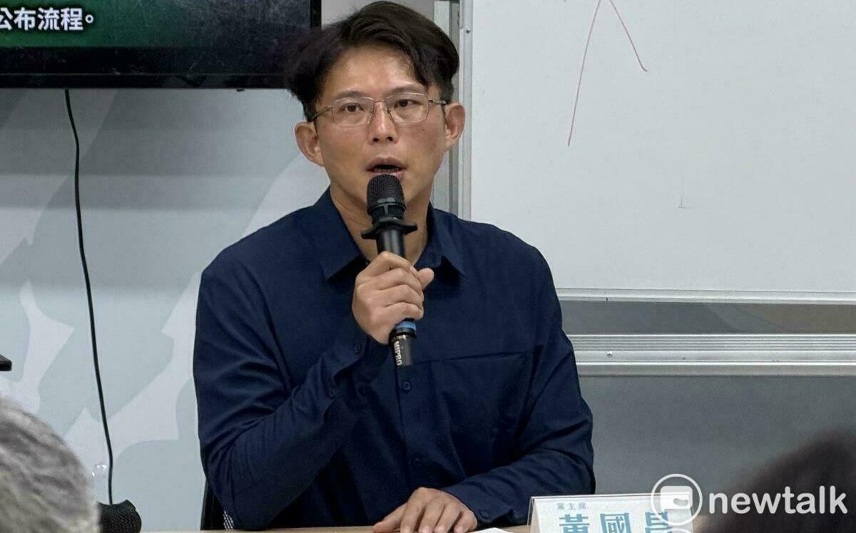 總統府稱柯文哲可閉門 黃國昌嗆「無恥」：人前手牽手，背後下毒手 | Newtalk討論區