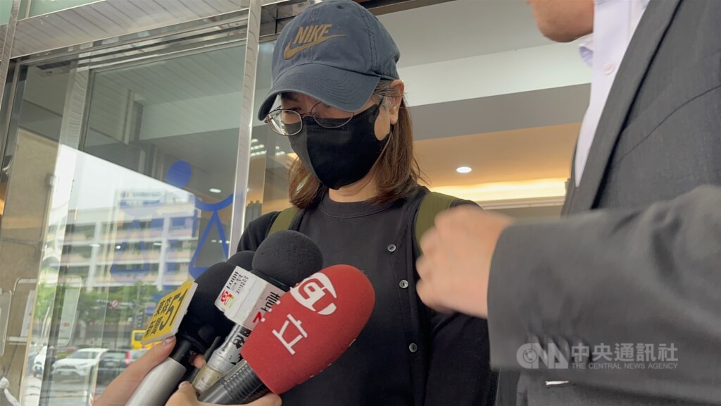 遭記過免職謝宜容不服處分提復審 保訓會駁回 | 政治 | Newtalk新聞