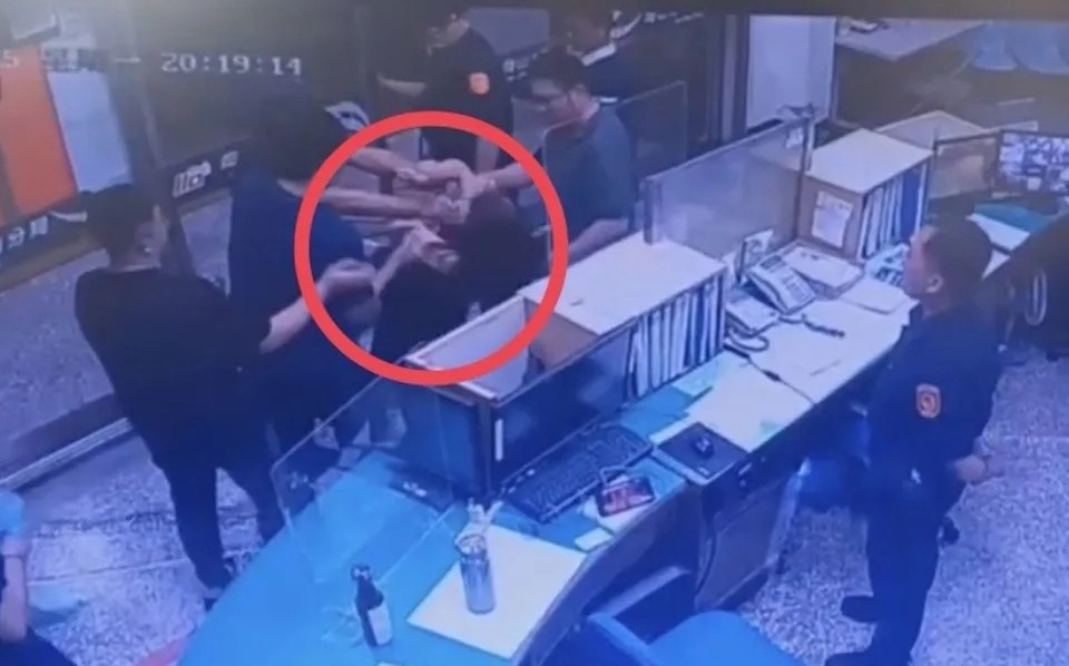 PO文怒控員警4打1！警方打臉：掛假車牌還打傷3警員 | 社會 | Newtalk新聞