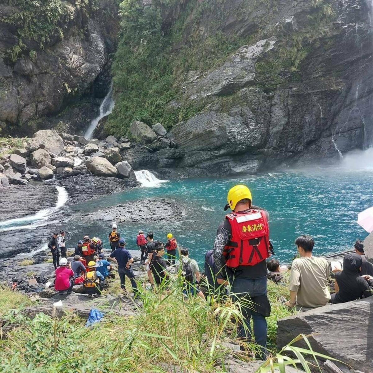 屏東沙拉灣瀑布溺水 1印尼籍男子救起無生命跡象 | 社會 | Newtalk新聞