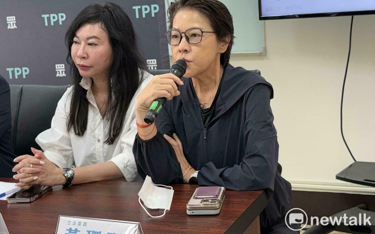 「潛艦國造」推手黃曙光請辭 胞妹黃珊珊曝：家裡有些事 | 政治 | Newtalk新聞