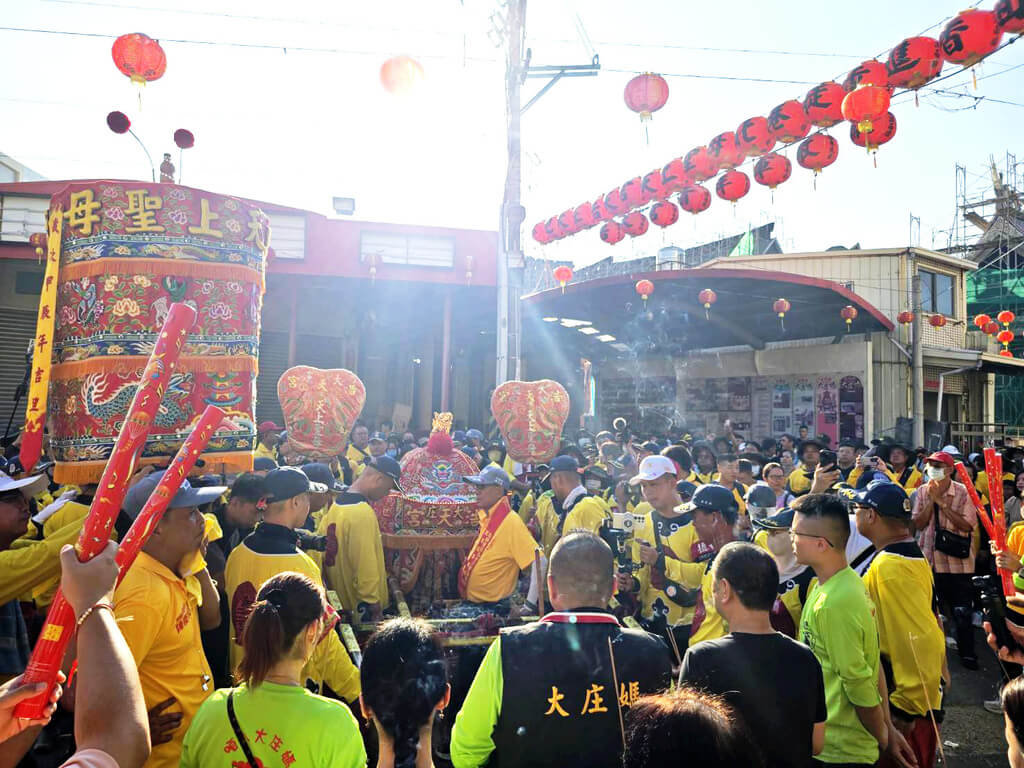 梧棲浩天宮7天6夜進香啟程 清水60警力維護交通 | 社會 | Newtalk新聞