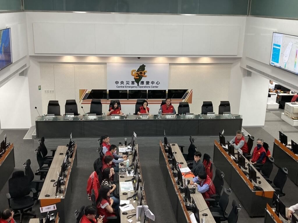 中央災變中心：馬太鞍溪已完成5公尺高臨時土堤 | 社會 | Newtalk新聞